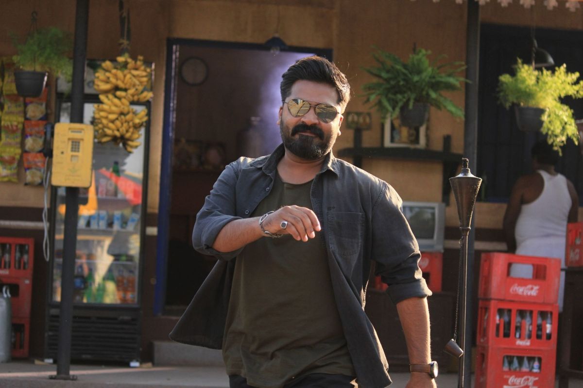 Vantha Rajavathaan Varuven Movie (2019) | Release Date, Review, Cast ...