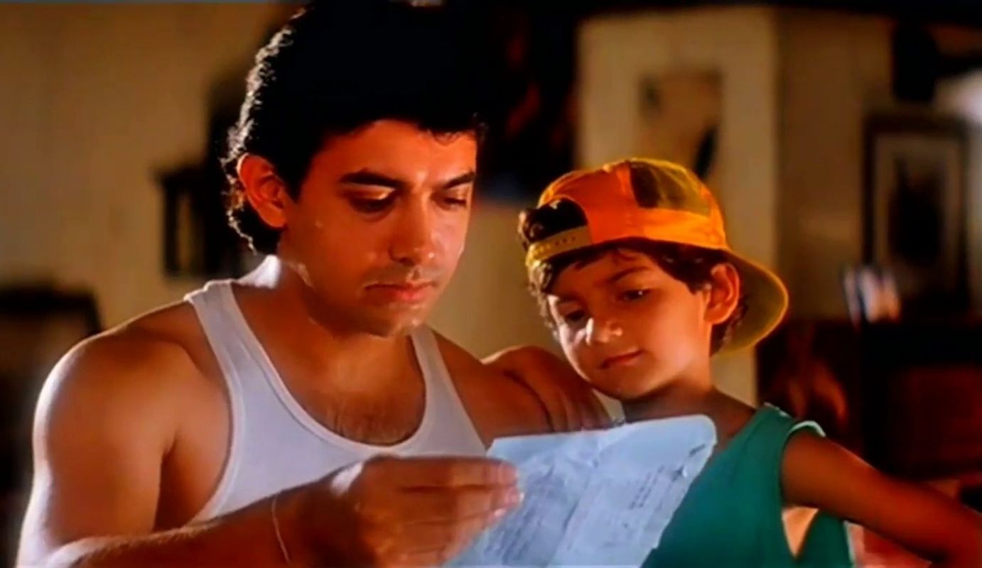 Akele Hum Akele Tum Movie (1995) | Release Date, Review, Cast, Trailer ...