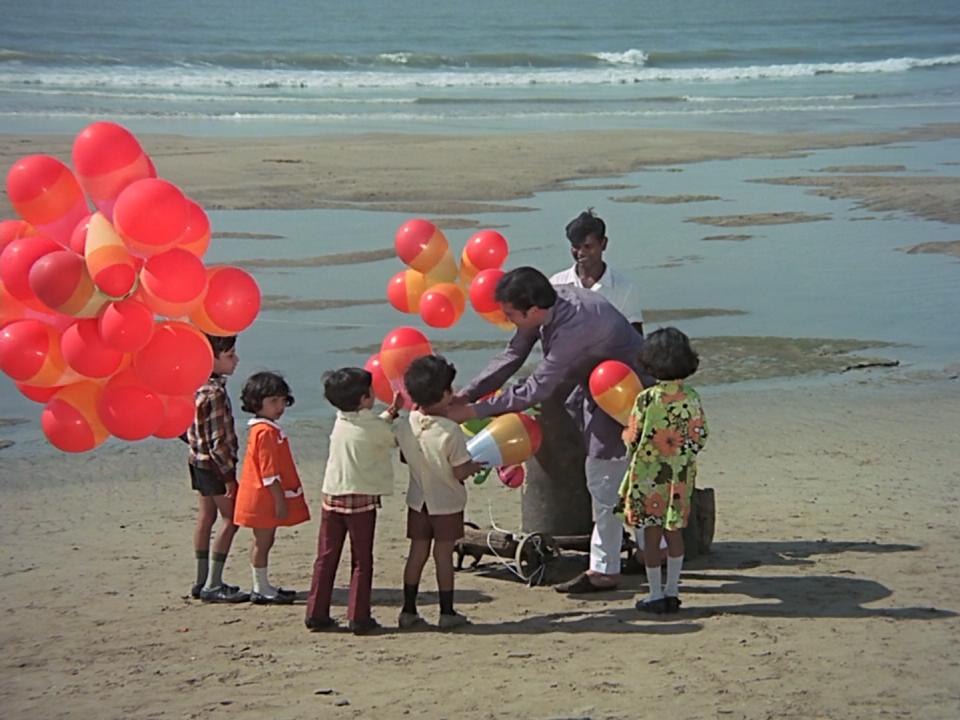 Anand Movie (1971) | Release Date, Review, Cast, Trailer, Watch Online ...