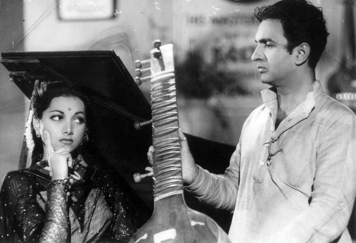 Anmol Ghadi Movie (1946) | Release Date, Review, Cast, Trailer ...