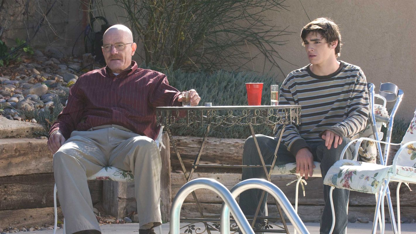 Breaking Bad Season 2 Web Series (2016) | Release Date, Review, Cast ...