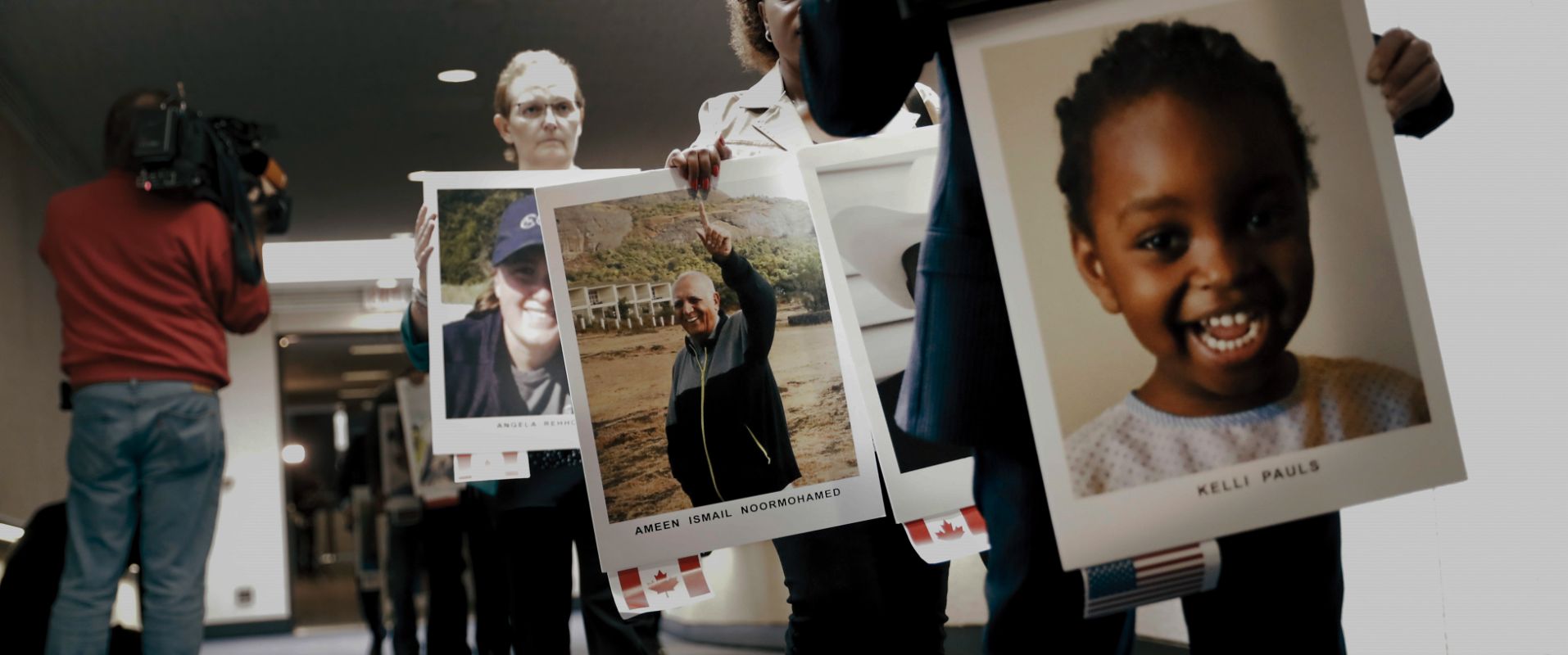 Flight / Risk Movie (2022) | Release Date, Review, Cast, Trailer, Watch ...