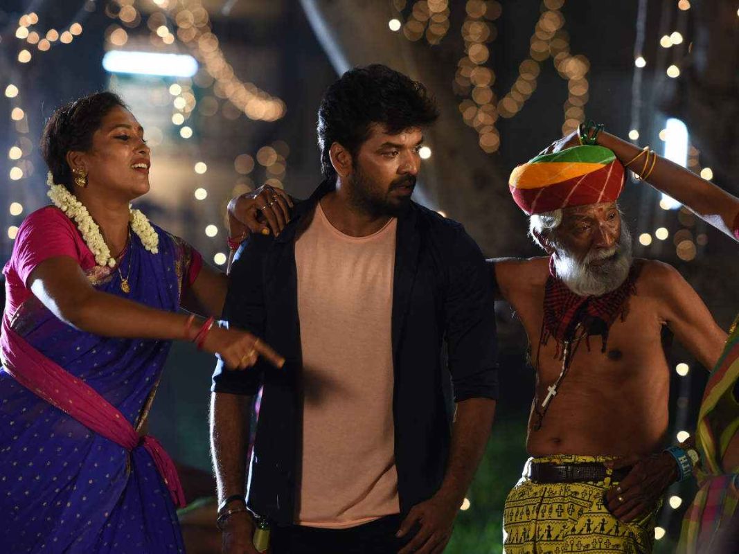 Capmaari Movie (2019) | Release Date, Review, Cast, Trailer - Gadgets 360