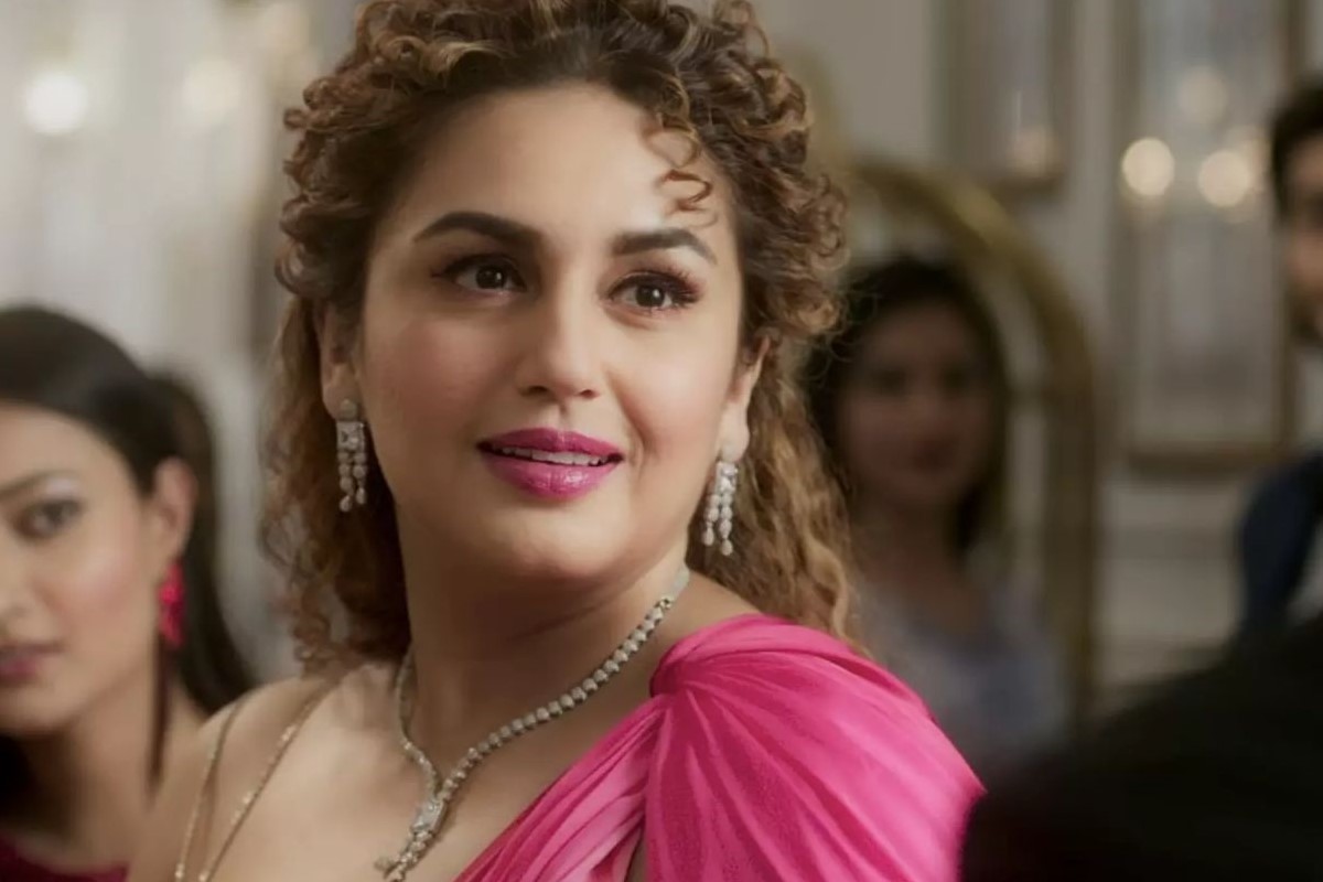 Double XL Movie (2022) | Release Date, Review, Cast, Trailer, Watch ...