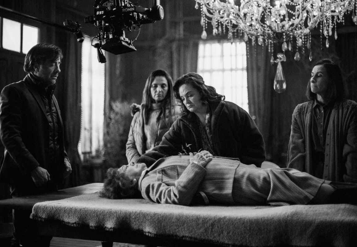 El Conde Movie (2023) | Release Date, Review, Cast, Trailer, Watch ...