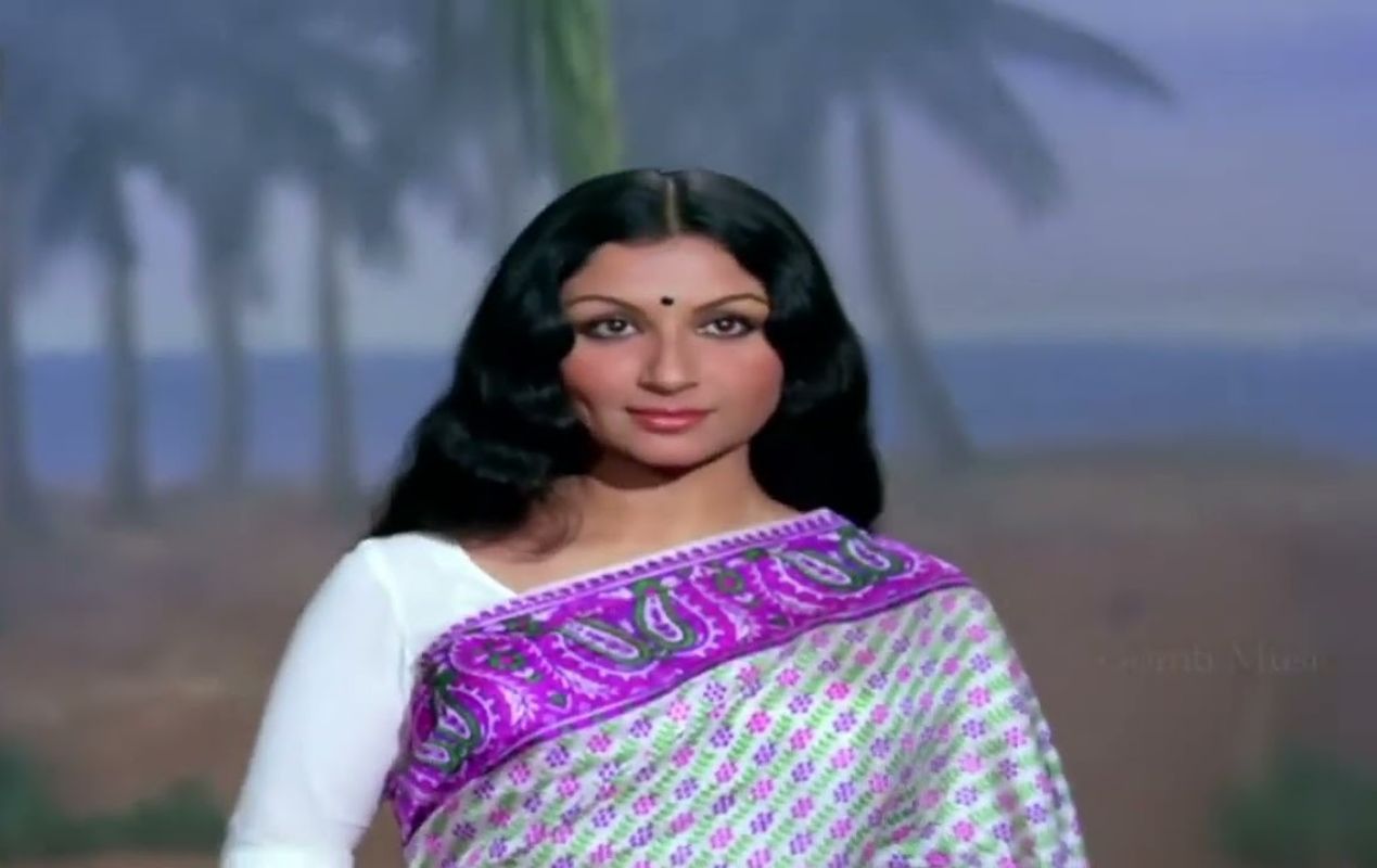 Faraar Movie (1975) | Release Date, Review, Cast, Trailer - Gadgets 360