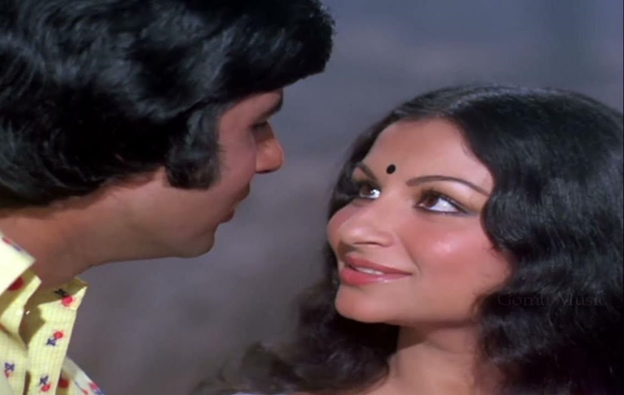 Faraar Movie (1975) | Release Date, Review, Cast, Trailer - Gadgets 360