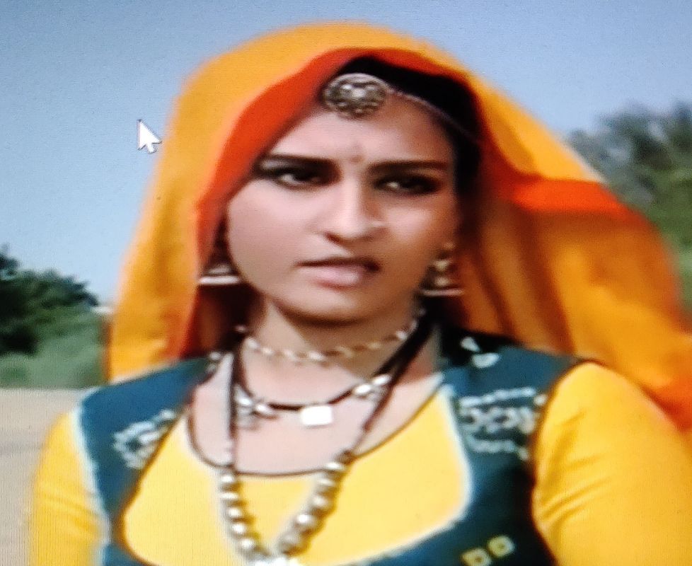 Ghulami Movie (1985) | Release Date, Review, Cast, Trailer, Watch Online at YouTube - Gadgets 360