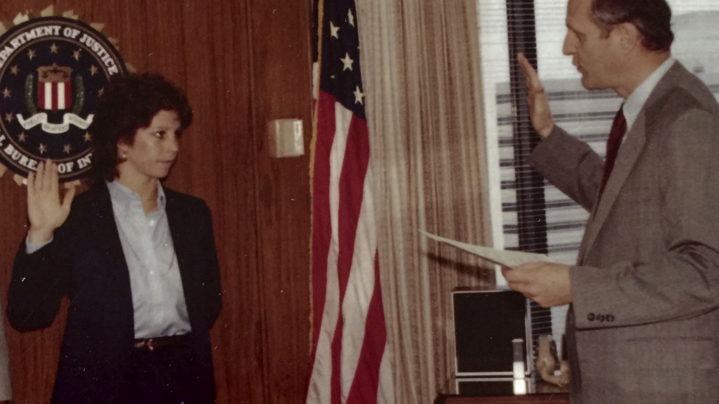 How to Rob a Bank Movie (2024) | Release Date, Review, Cast, Trailer ...