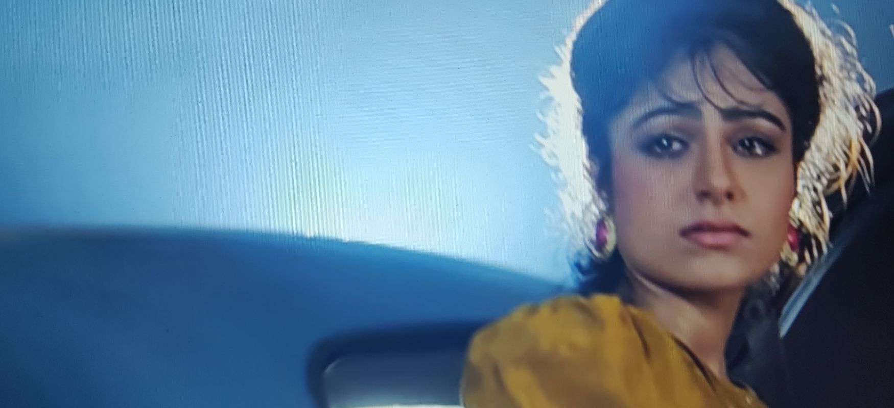 Khiladi Movie (1992) | Release Date, Review, Cast, Trailer, Watch ...