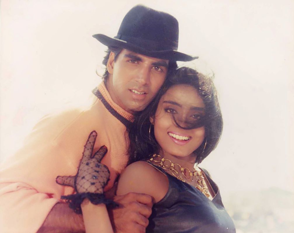 Mr. Bond Movie (1992) | Release Date, Review, Cast, Trailer, Watch ...