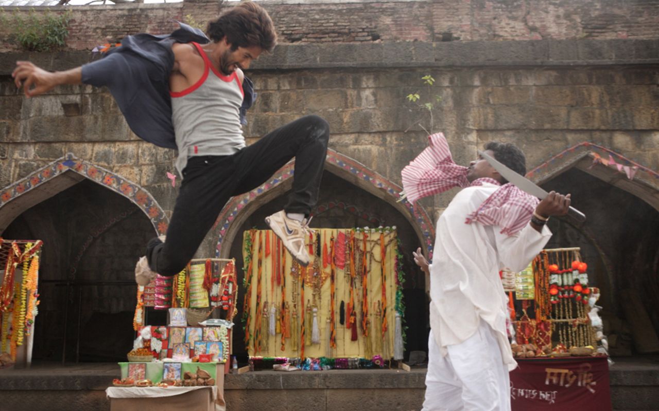 R... Rajkumar Movie (2013) | Release Date, Review, Cast, Trailer, Watch ...