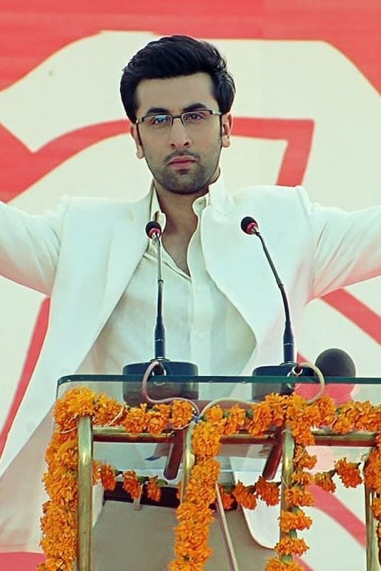 Raajneeti Movie (2010) | Release Date, Review, Cast, Trailer, Watch ...