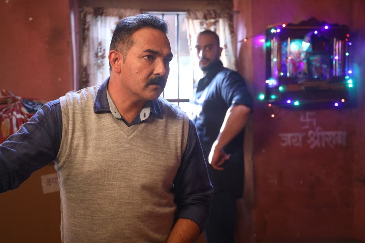 Apharan Season 2 Web Series (2022) | Release Date, Review, Cast ...