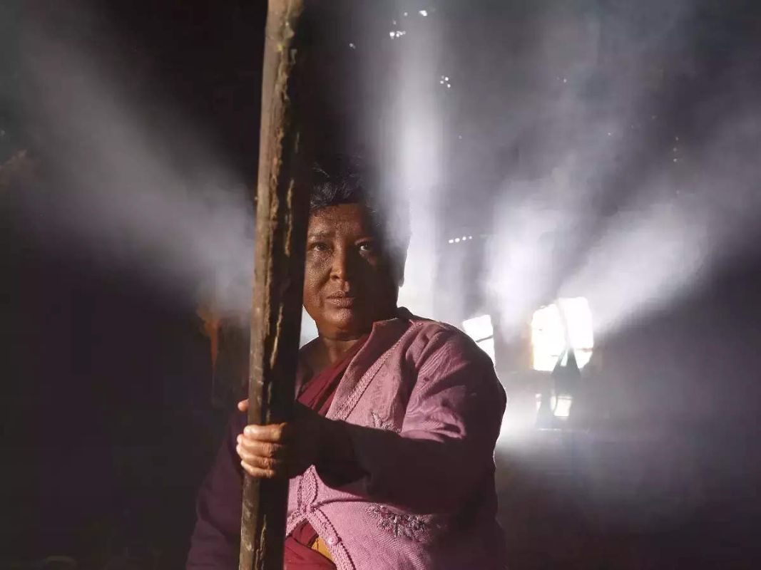 Sembi Movie (2022) | Release Date, Review, Cast, Trailer, Watch Online ...