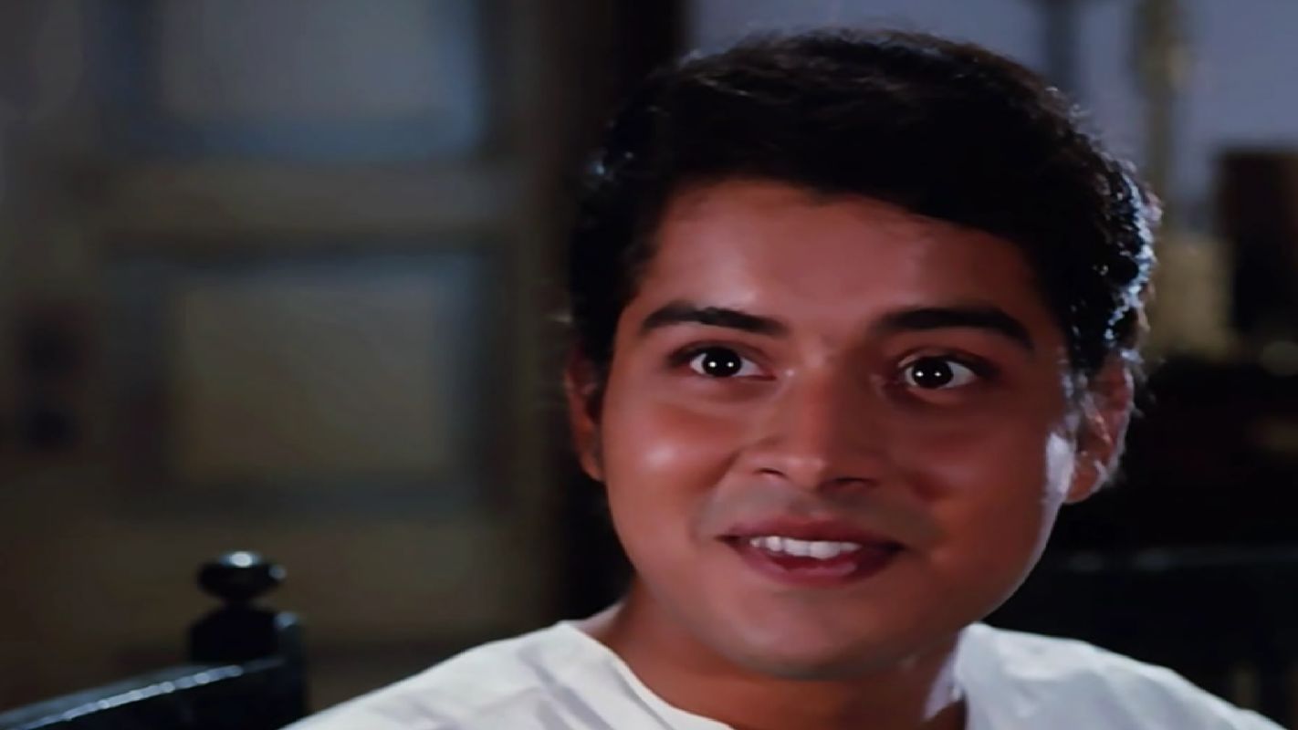 Balika Badhu Movie (1976) | Release Date, Review, Cast, Trailer, Watch ...