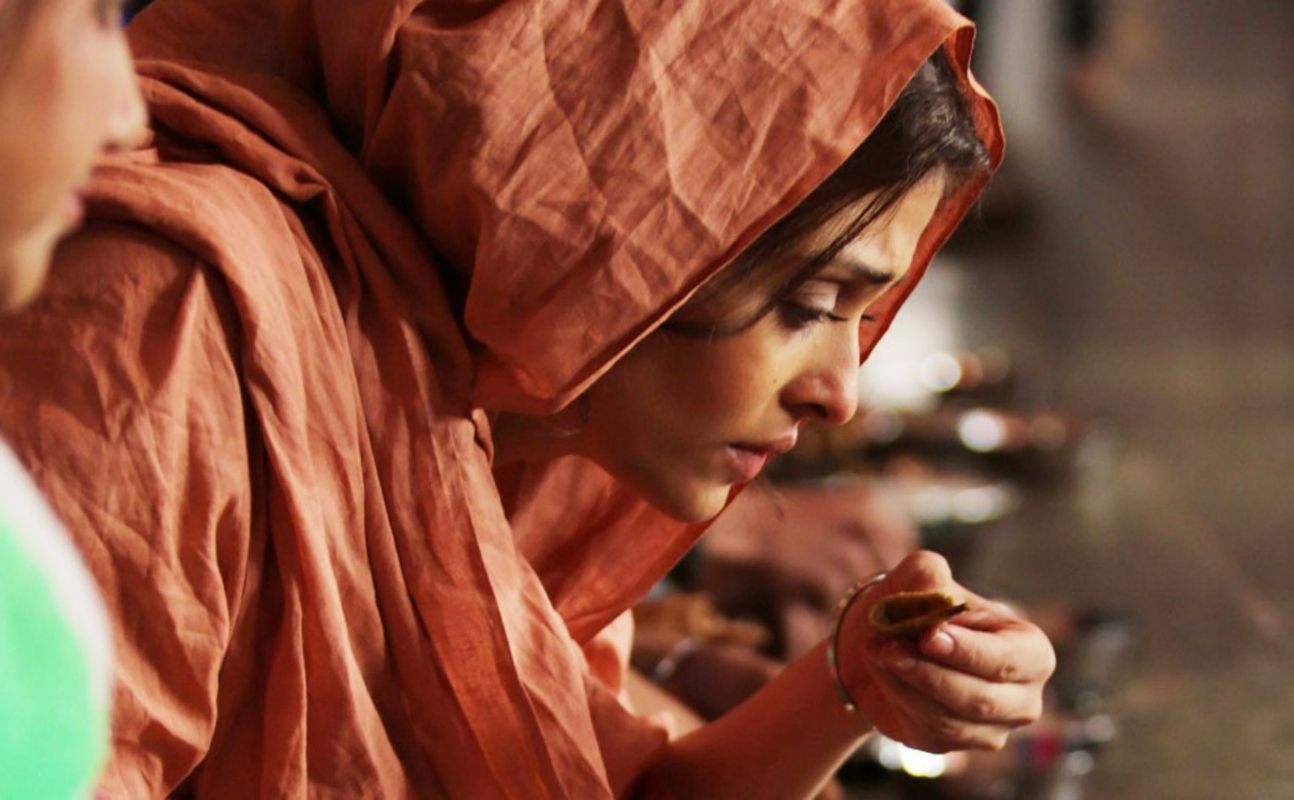 Sarbjit Movie (2016) | Release Date, Review, Cast, Trailer - Gadgets 360