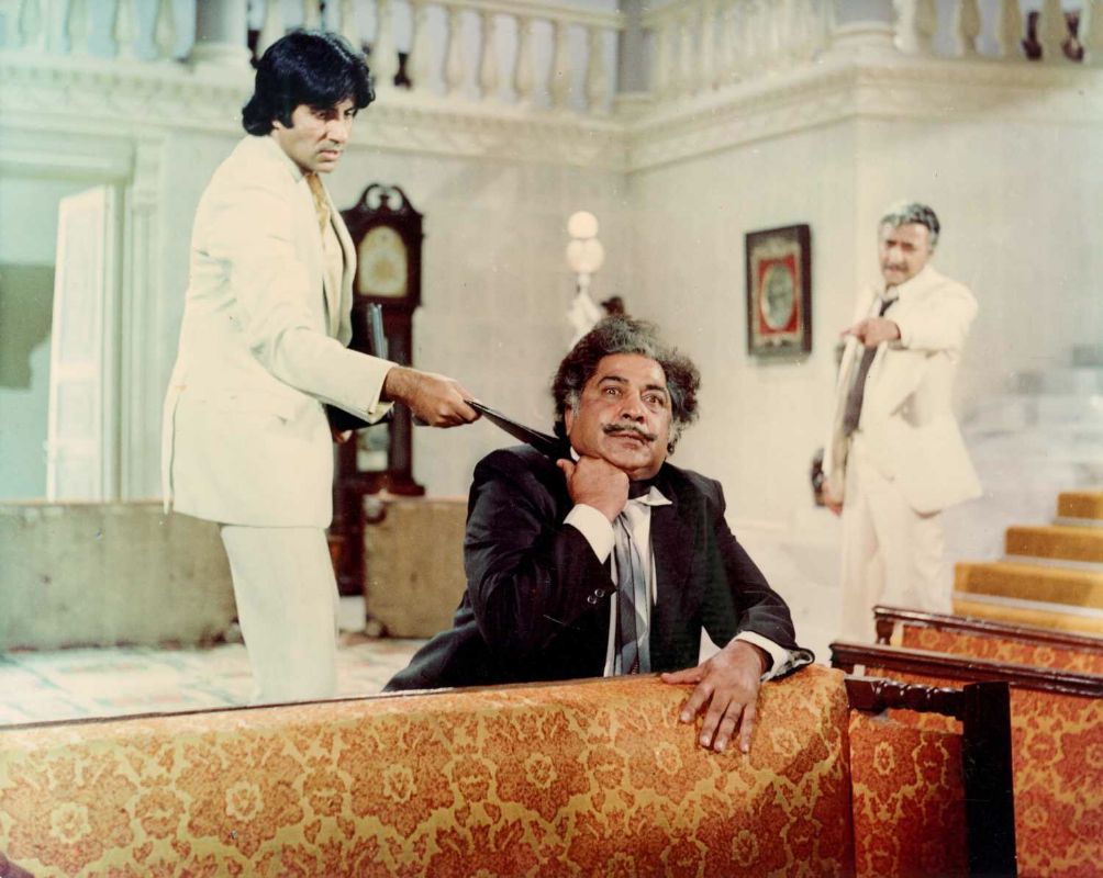 Sharaabi Movie (1984) | Release Date, Review, Cast, Trailer - Gadgets 360