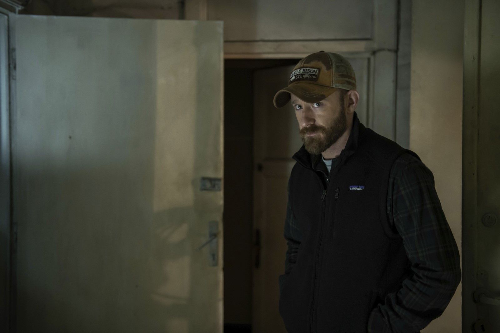 The Contractor Movie (2022) | Release Date, Review, Cast, Trailer ...
